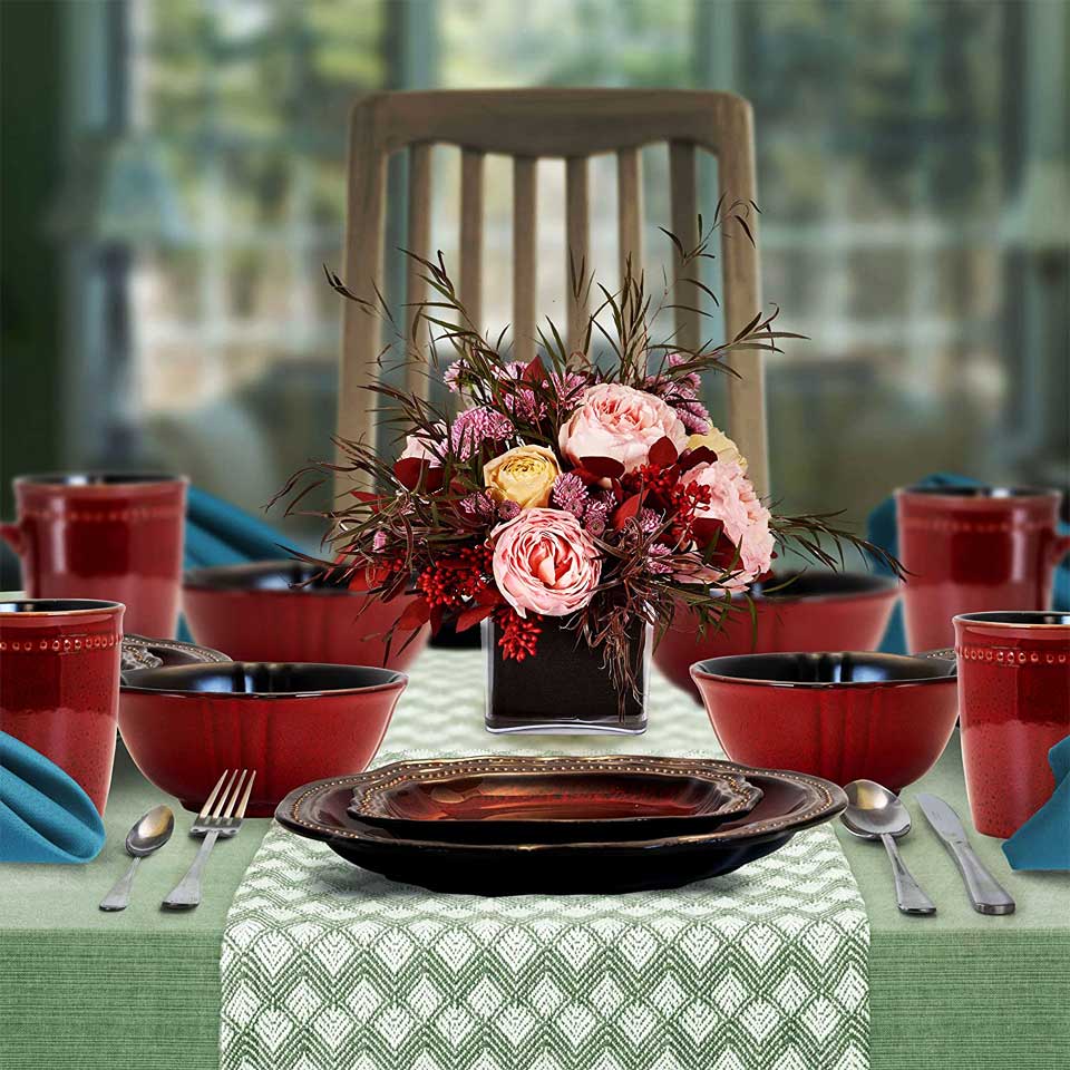 10 Fancy Dinnerware Sets That You Won't Bring Out For Just Anyone