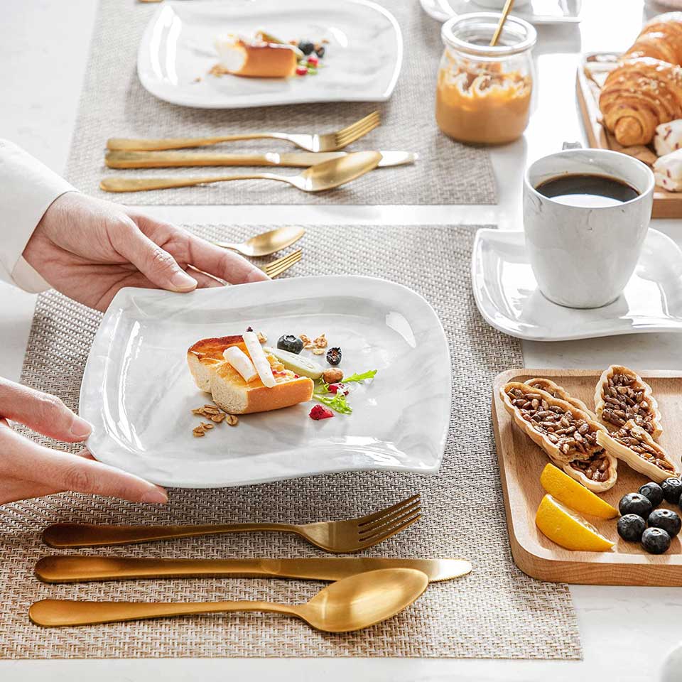 10 Fancy Dinnerware Sets That You Won't Bring Out For Just Anyone